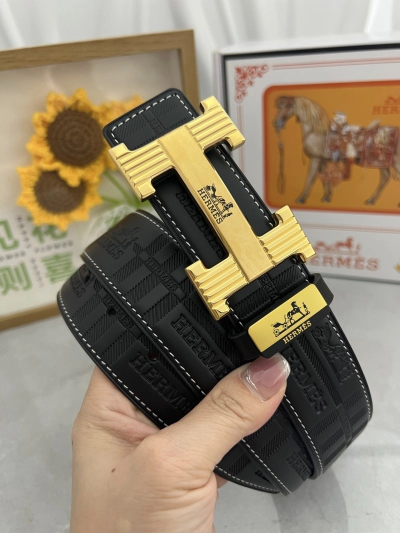 Indistinguishable Hermes Belts