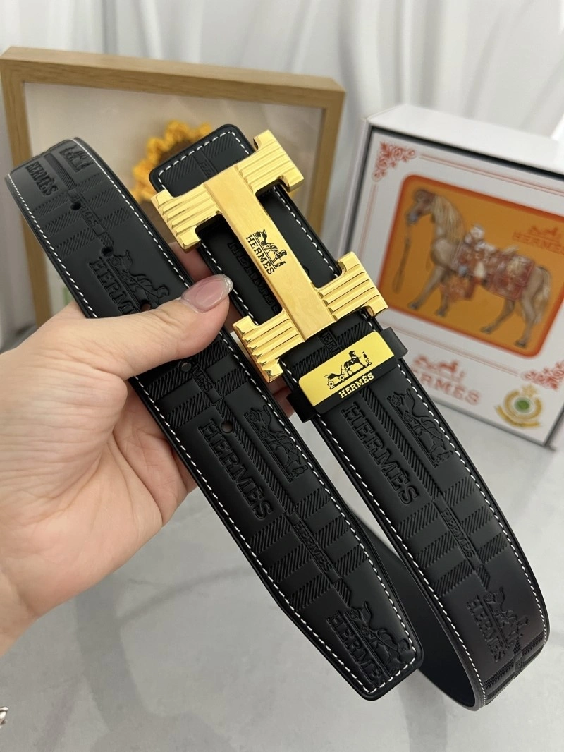 Indistinguishable Hermes Belts