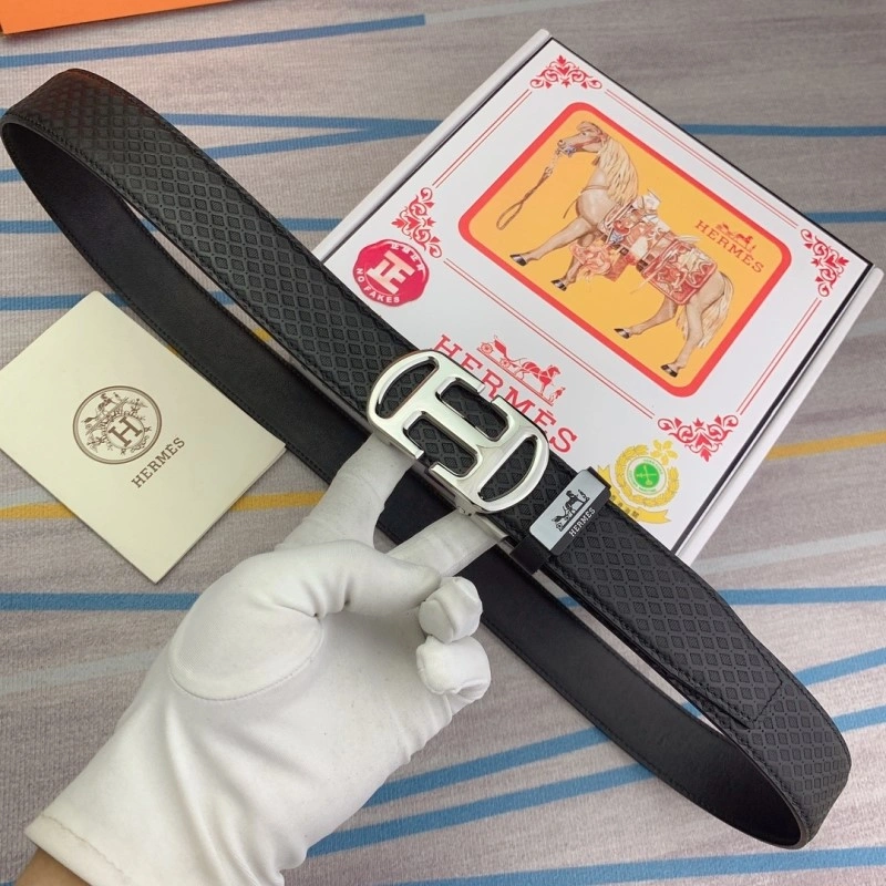 Indistinguishable Hermes Belts