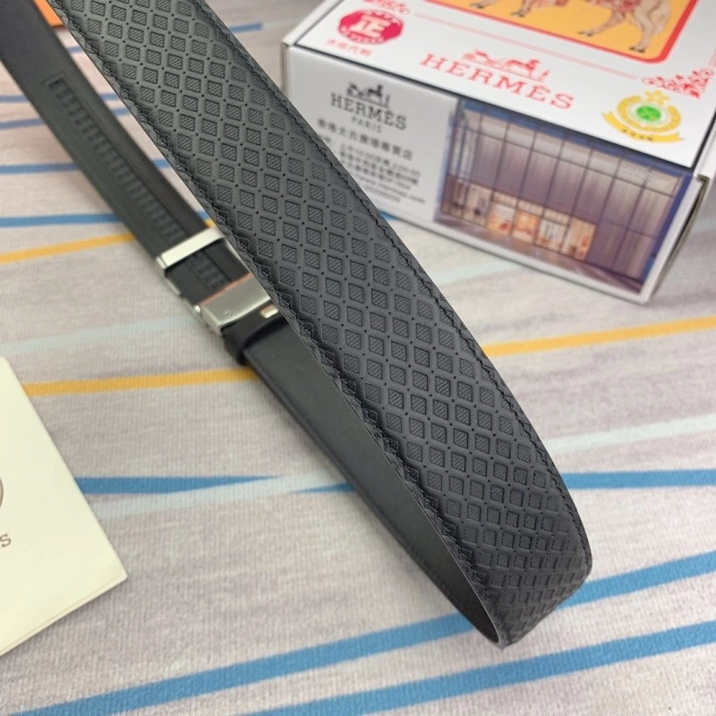 Indistinguishable Hermes Belts