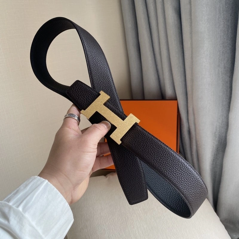 Indistinguishable Hermes Belts