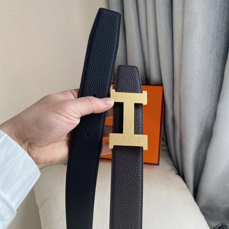 Indistinguishable Hermes Belts