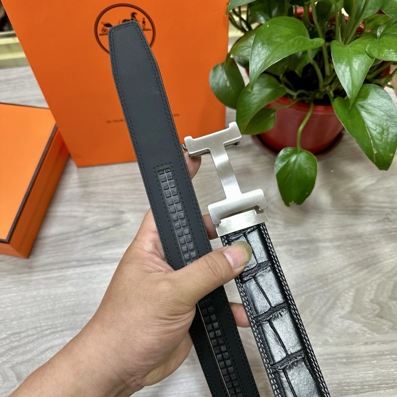 Low-cost Hermes Belts