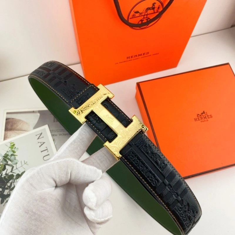 Indistinguishable Hermes Belts