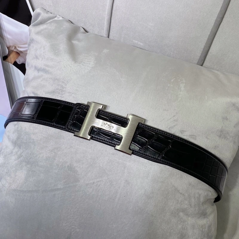 Value-priced Hermes Belts