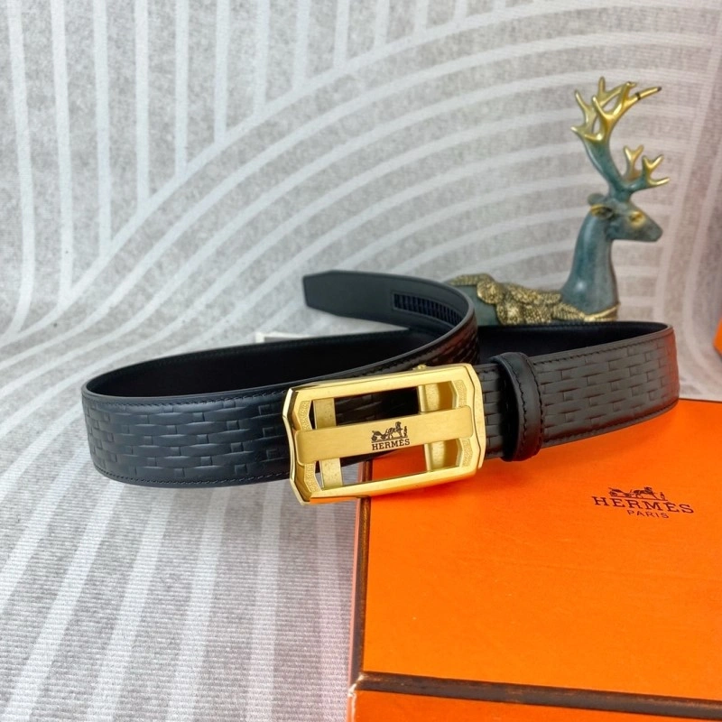 Low-cost Hermes Belts