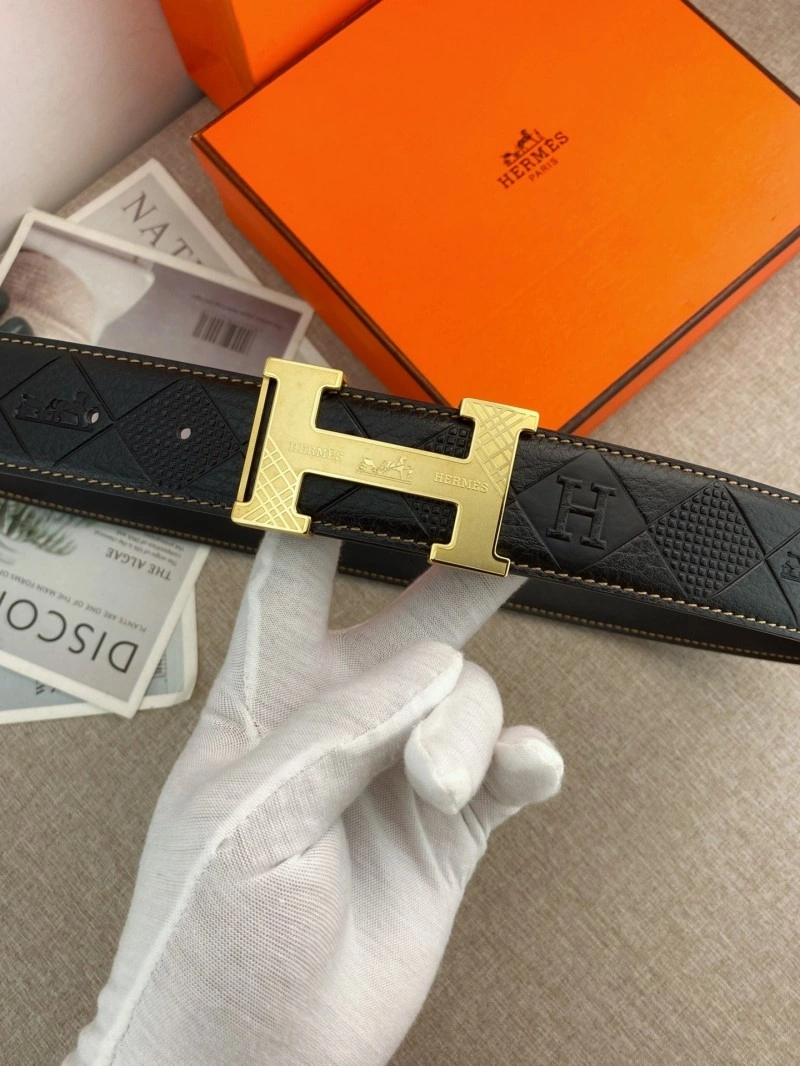 Low-cost Hermes Belts