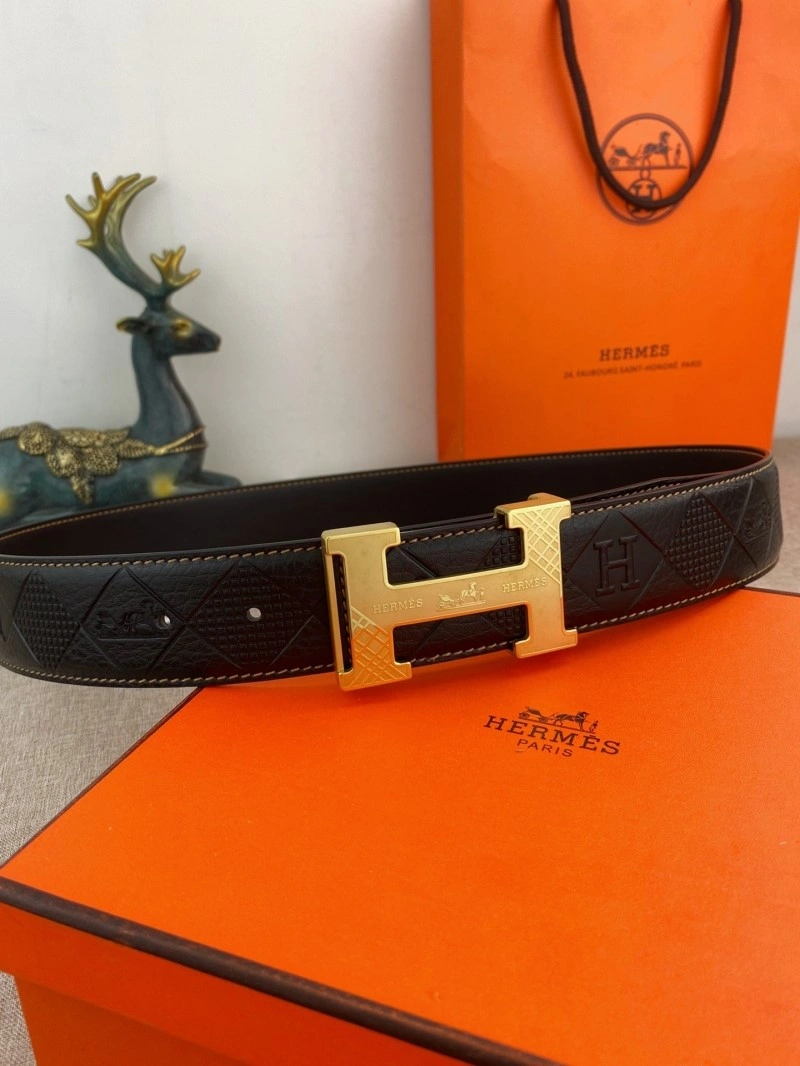 Low-cost Hermes Belts