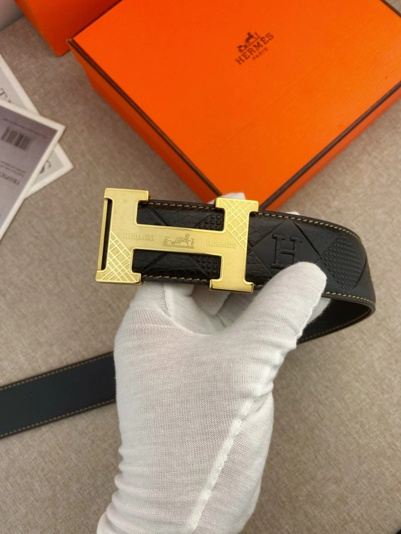 Low-cost Hermes Belts