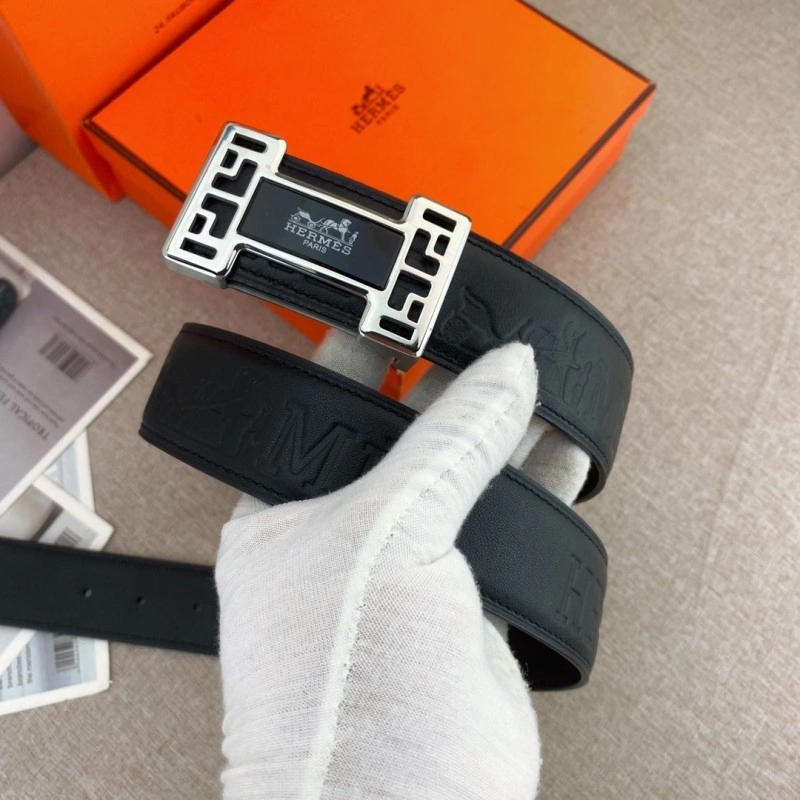 Low-cost Hermes Belts