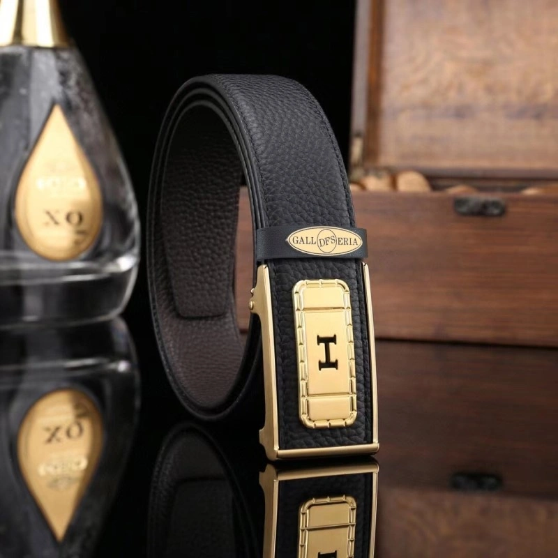 Indistinguishable Hermes Belts