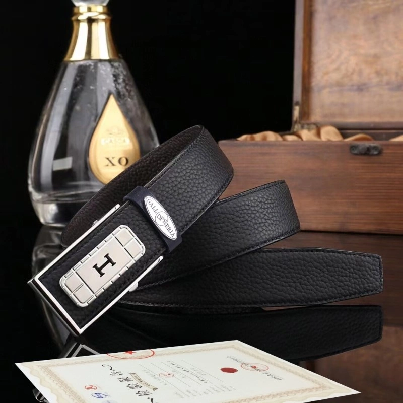 Indistinguishable Hermes Belts