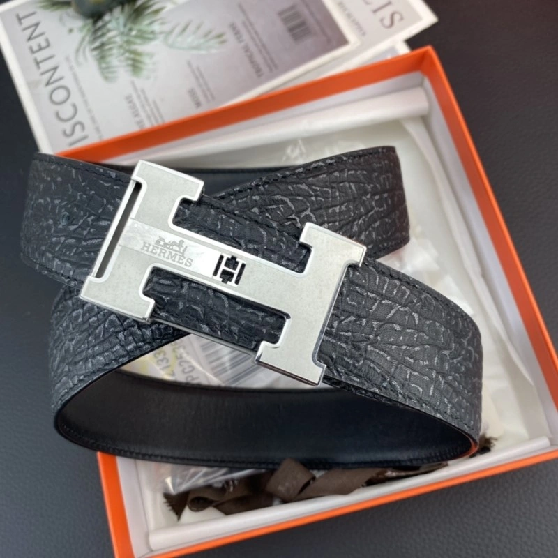 Indistinguishable Hermes Belts