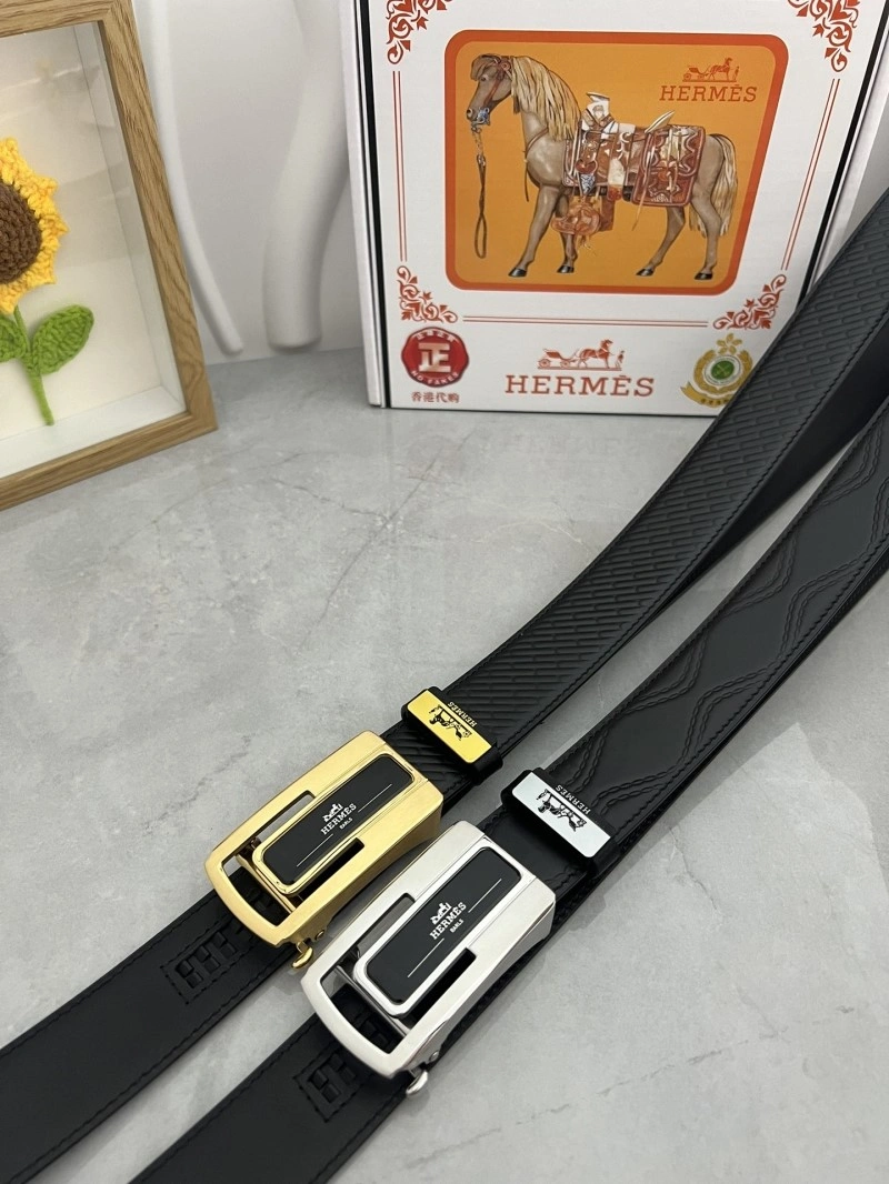Indistinguishable Hermes Belts