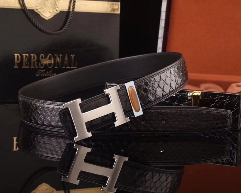 Indistinguishable Hermes Belts