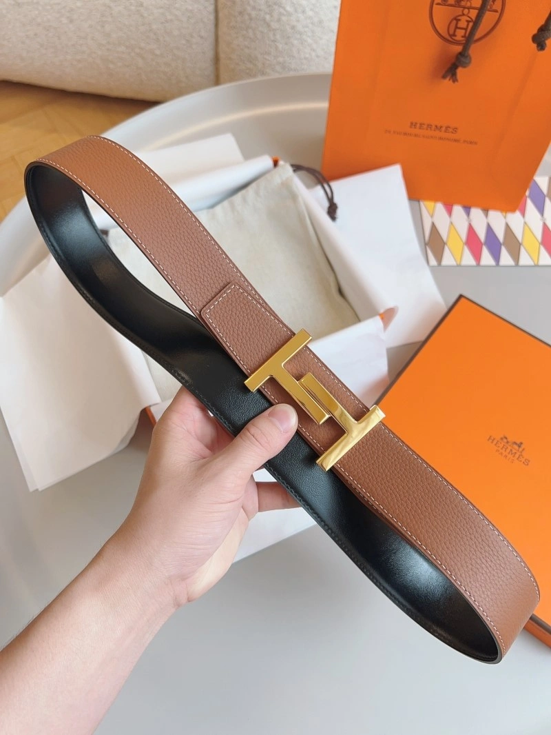 Indistinguishable Hermes Belts