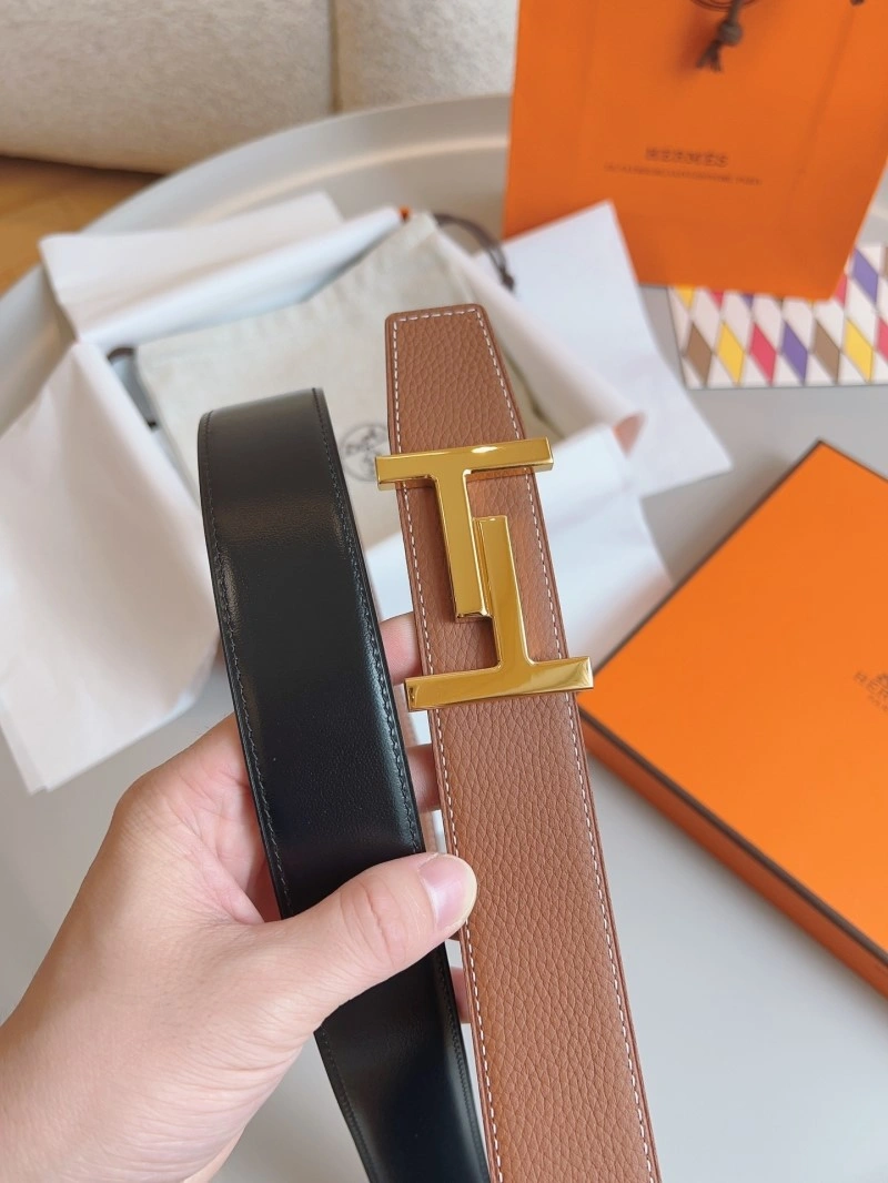 Indistinguishable Hermes Belts