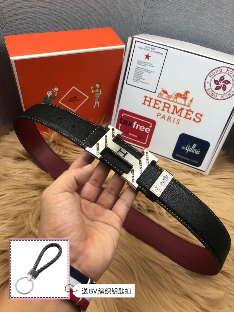 Indistinguishable Hermes Belts