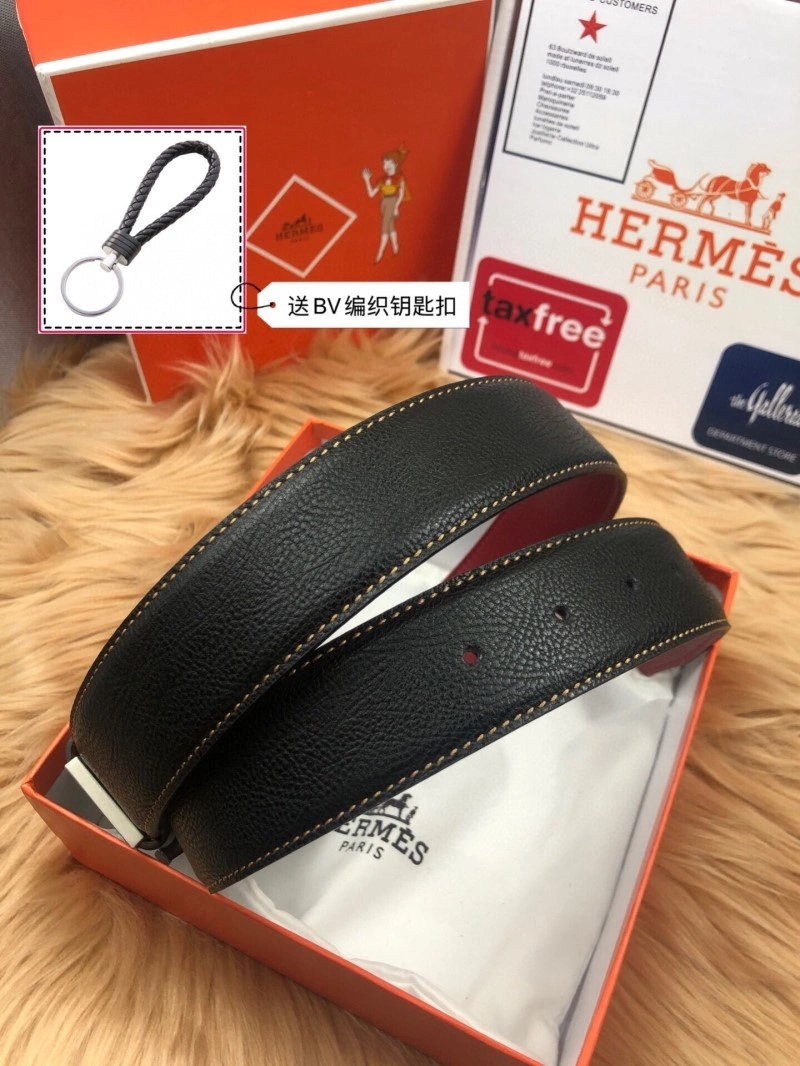 Indistinguishable Hermes Belts