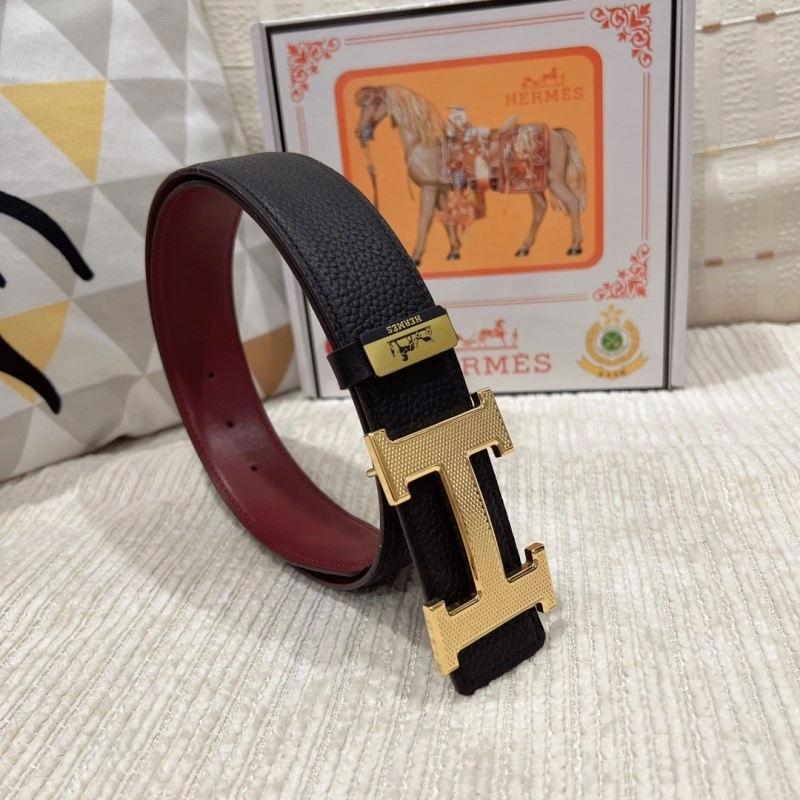 Indistinguishable Hermes Belts
