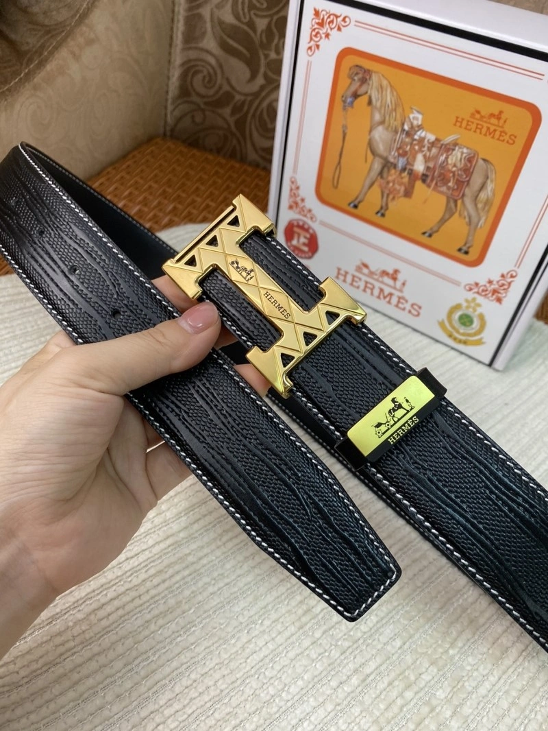 Low-cost Hermes Belts