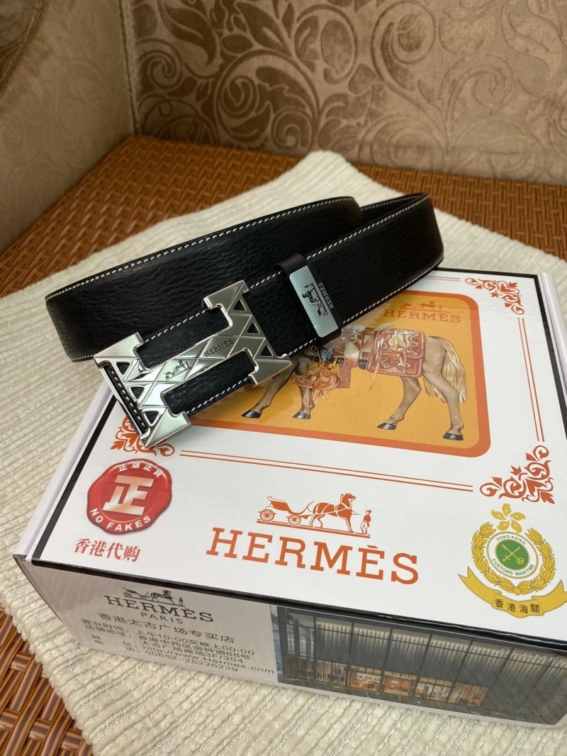 Low-cost Hermes Belts