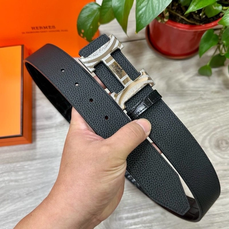 Low-cost Hermes Belts