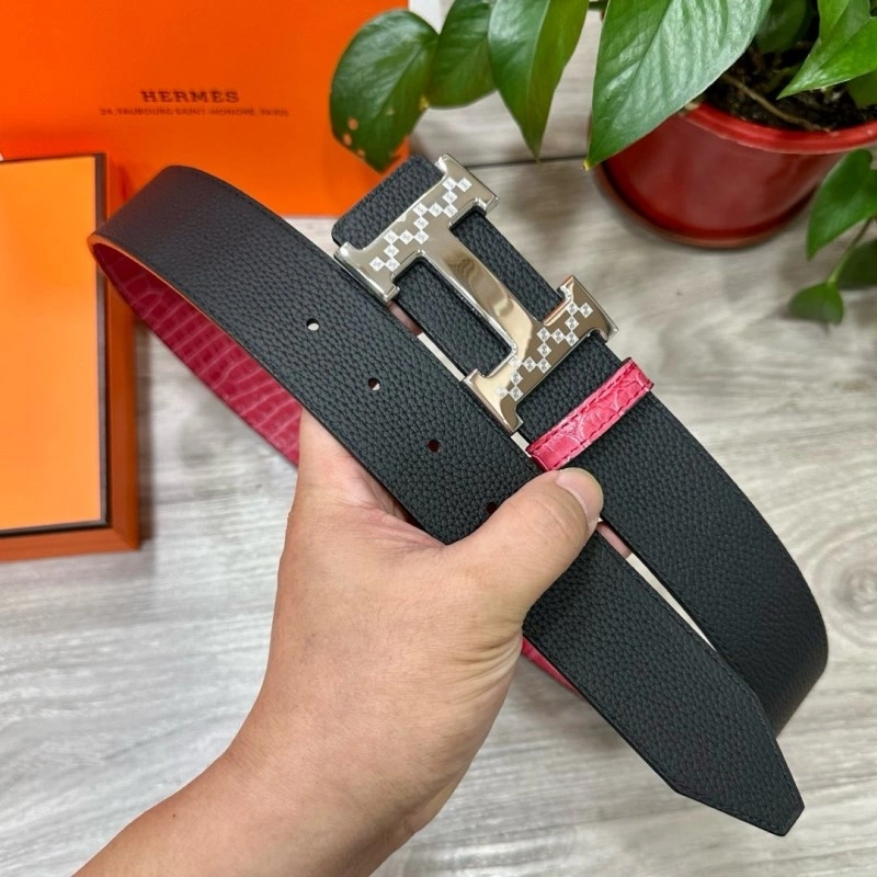 Low-cost Hermes Belts