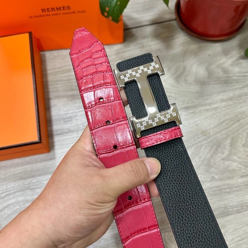 Low-cost Hermes Belts