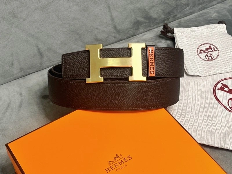 Indistinguishable Hermes Belts