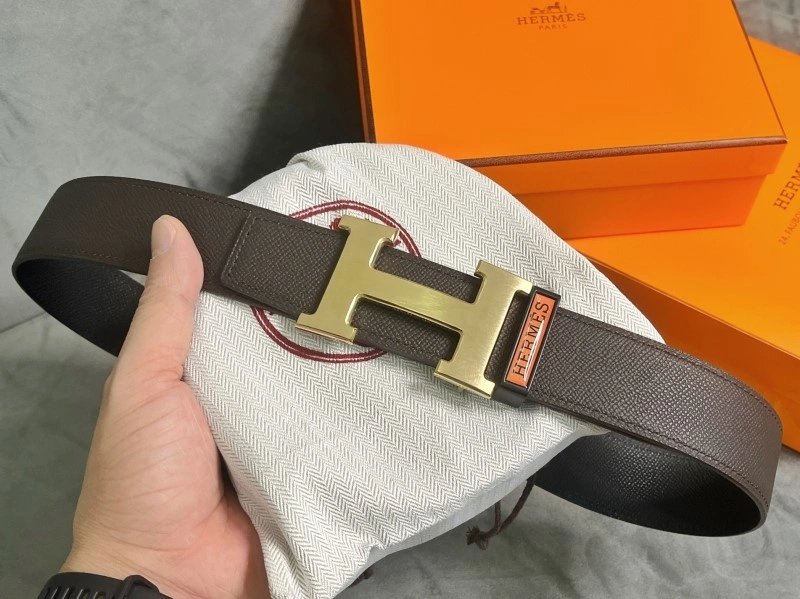 Indistinguishable Hermes Belts