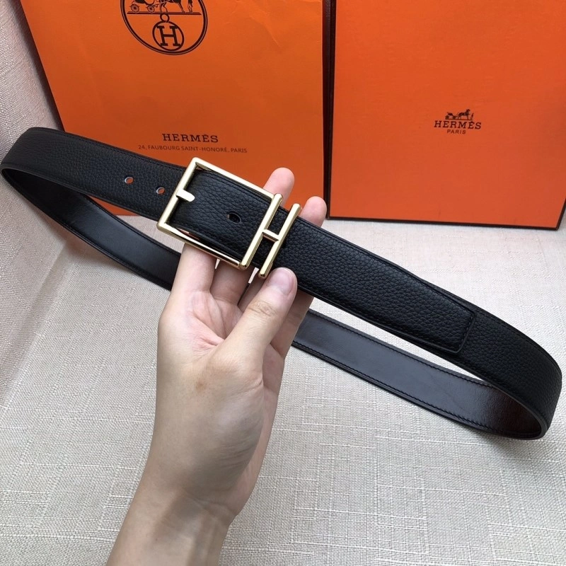 Low-cost Hermes Belts
