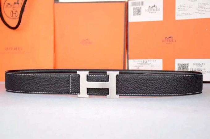 Indistinguishable Hermes Belts