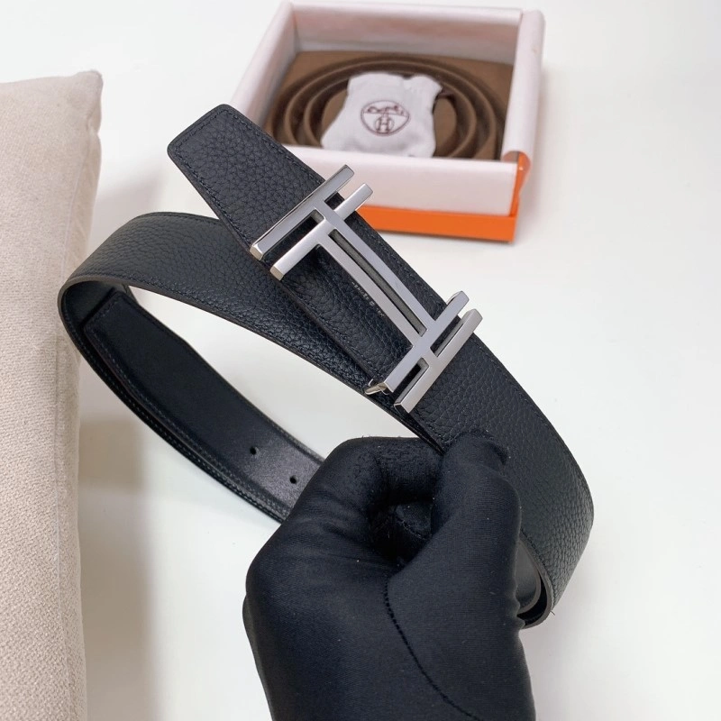 Indistinguishable Hermes Belts