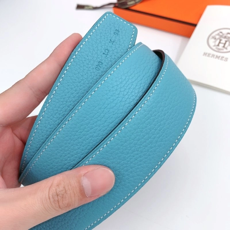 Indistinguishable Hermes Belts