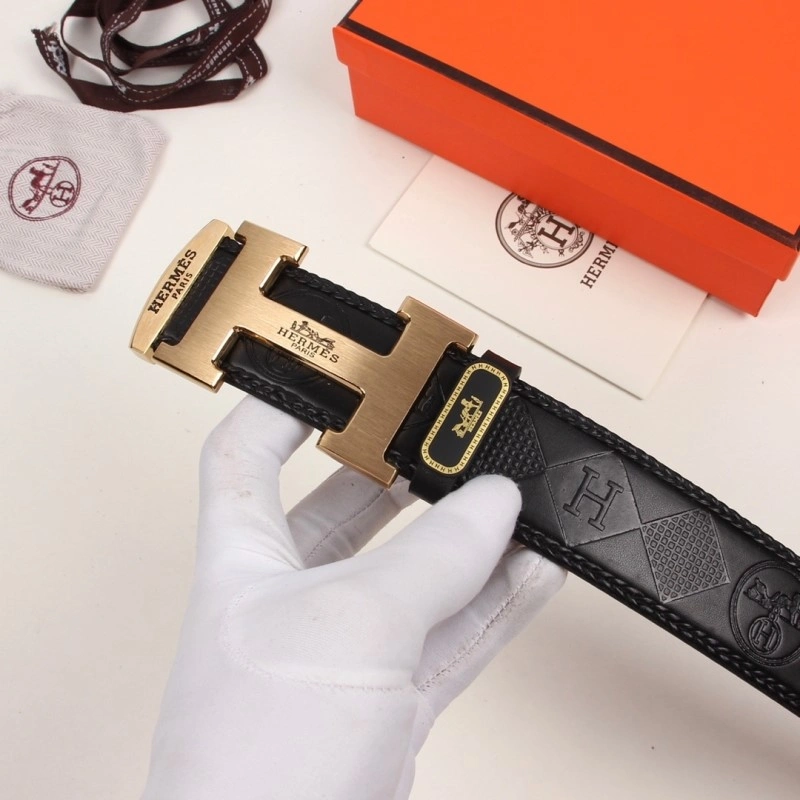 Indistinguishable Hermes Belts