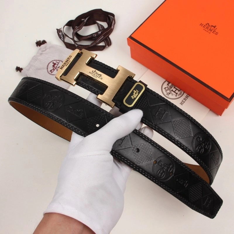 Indistinguishable Hermes Belts
