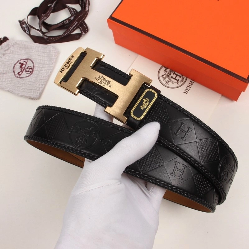 Indistinguishable Hermes Belts