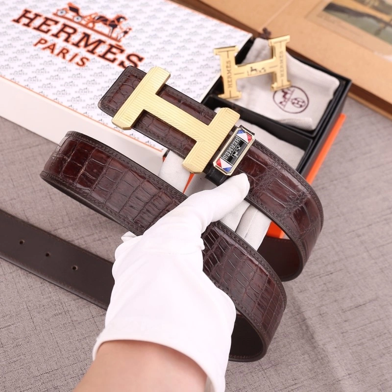 Indistinguishable Hermes Belts