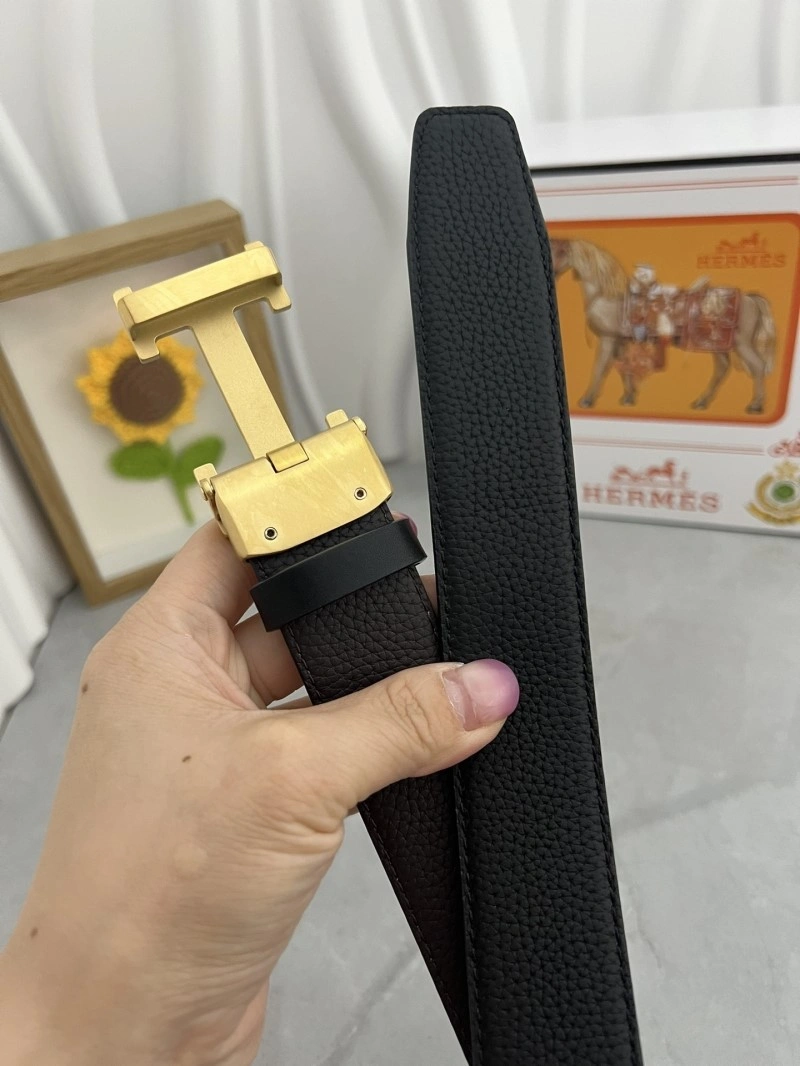 Indistinguishable Hermes Belts