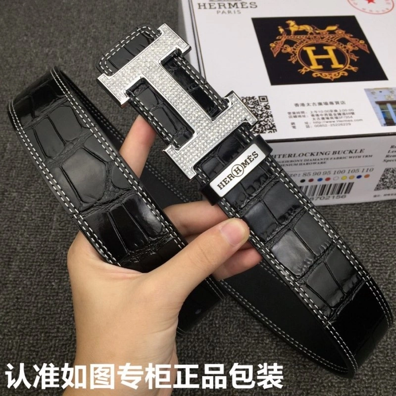 Indistinguishable Hermes Belts