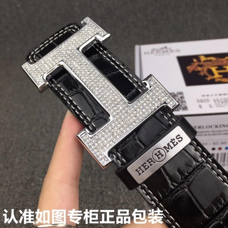 Indistinguishable Hermes Belts