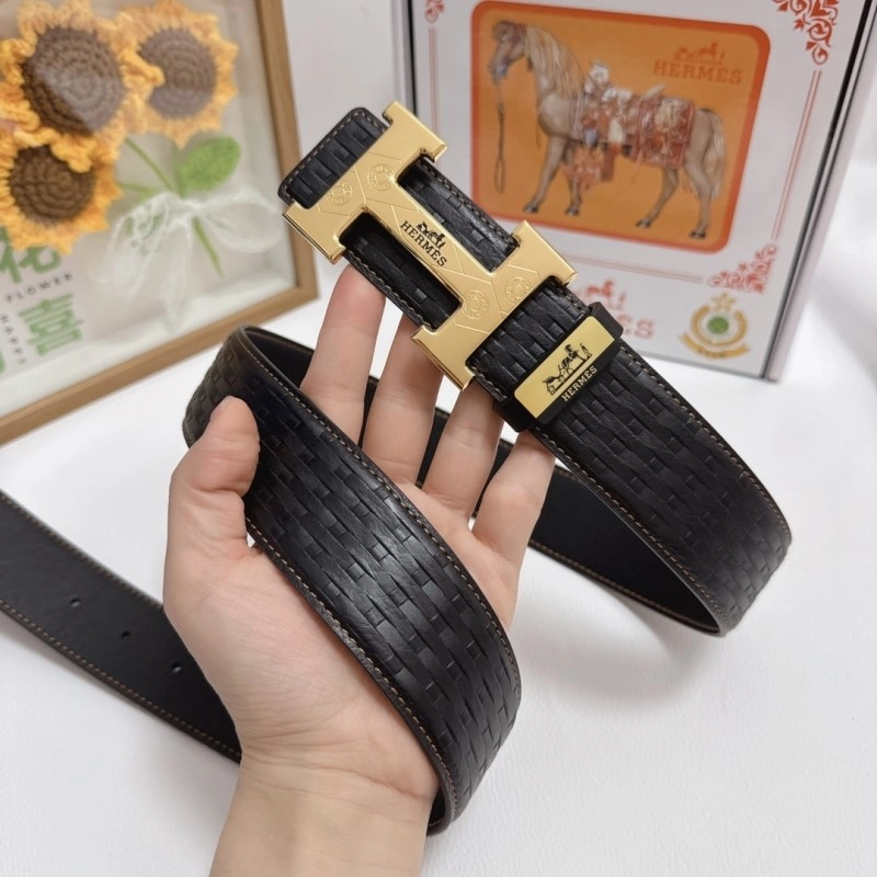 Low-cost Hermes Belts