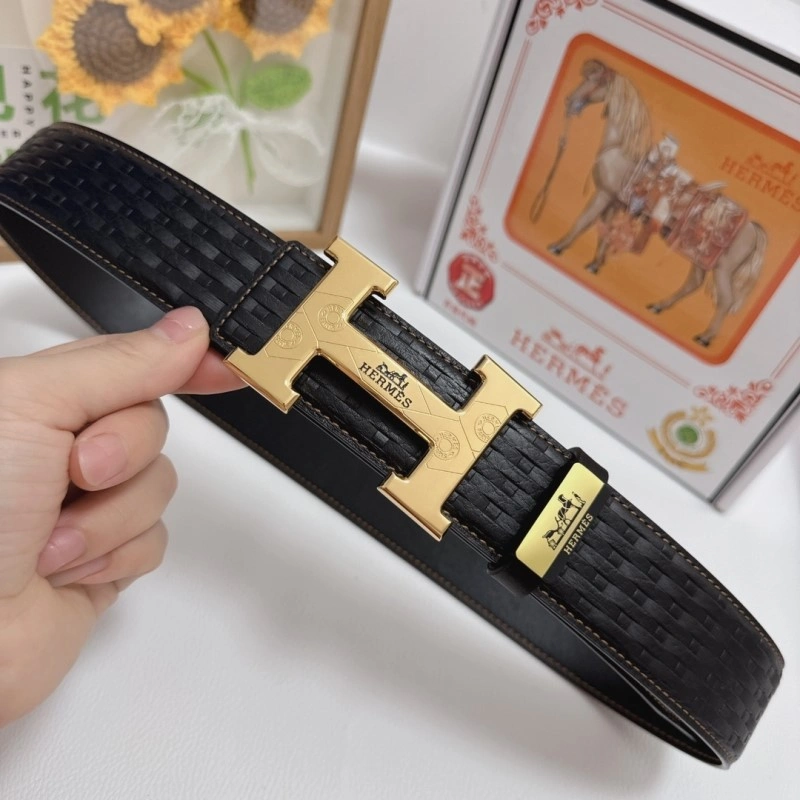 Low-cost Hermes Belts