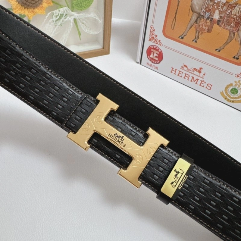 Low-cost Hermes Belts