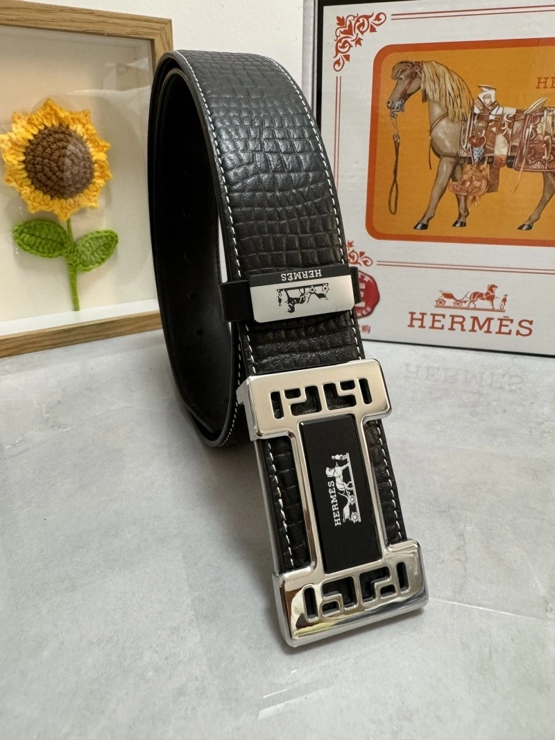 Low-cost Hermes Belts