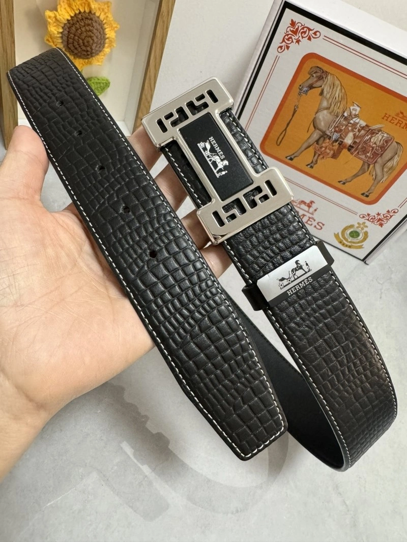 Low-cost Hermes Belts
