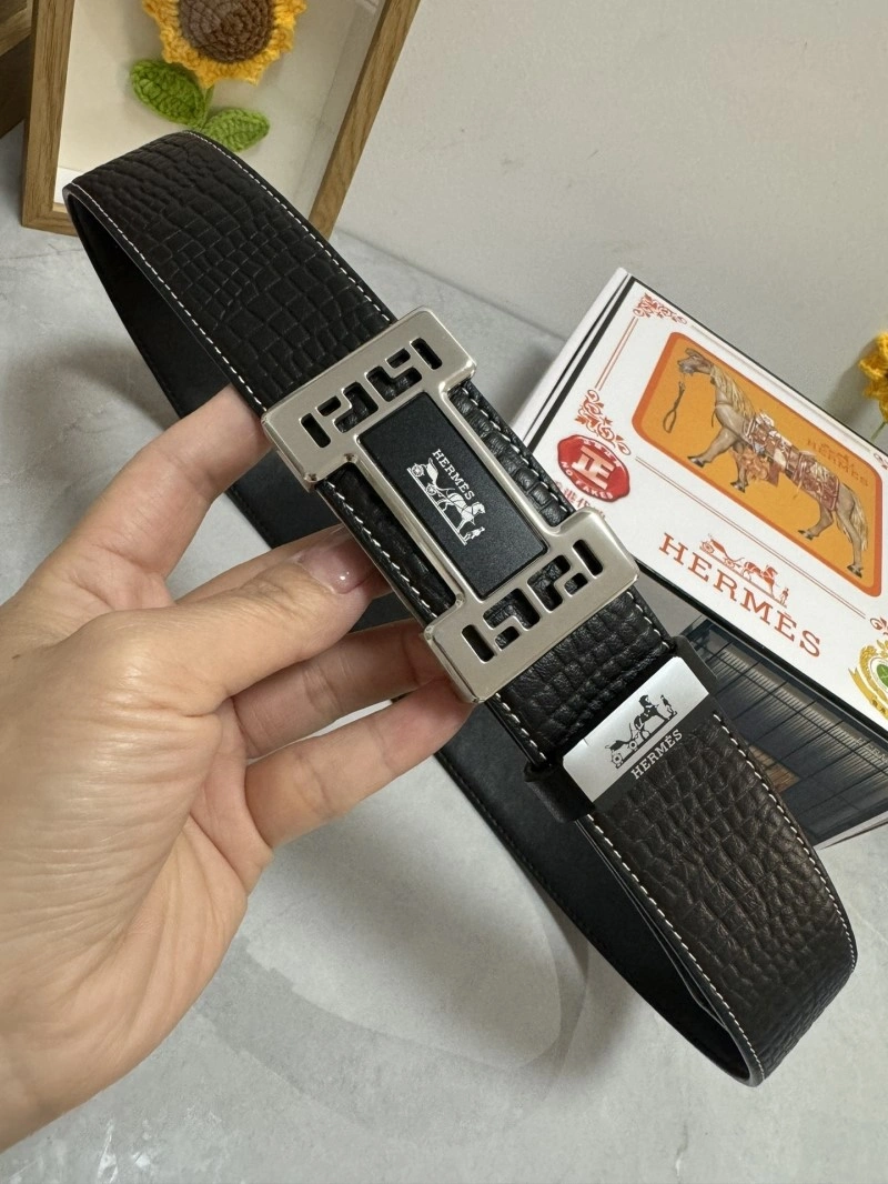 Low-cost Hermes Belts