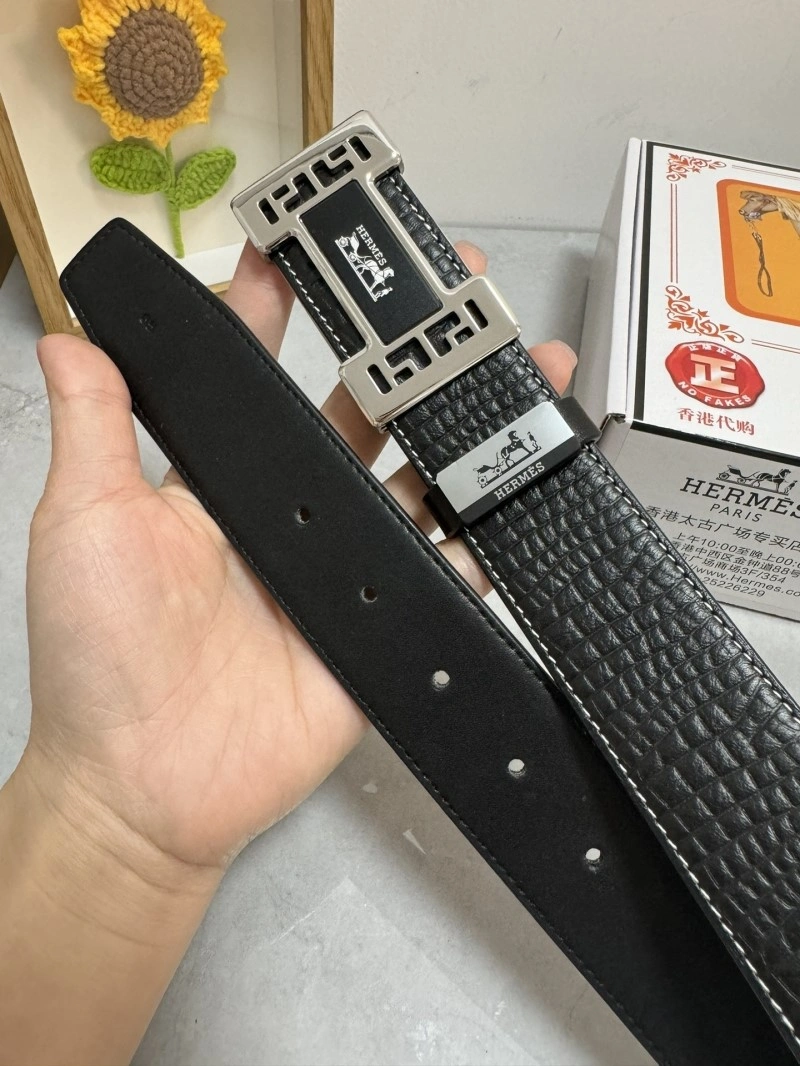 Low-cost Hermes Belts