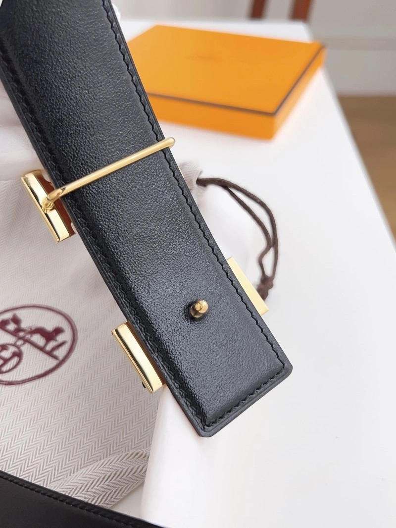 Low-cost Hermes Belts